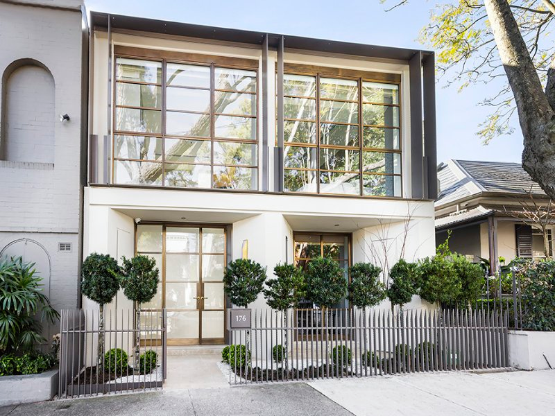 Windows - Metal Creed